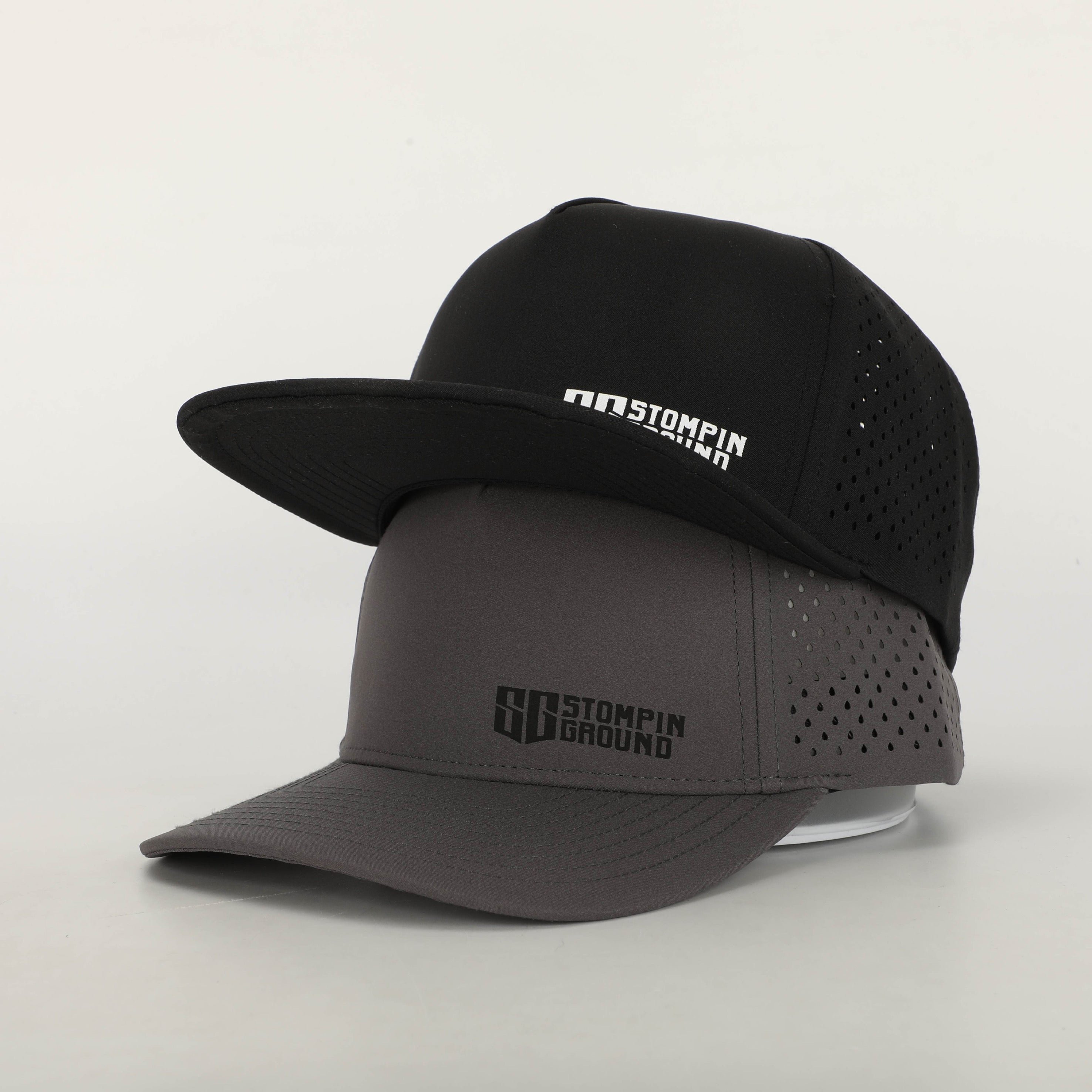 Hats/Toques – Stompin Ground